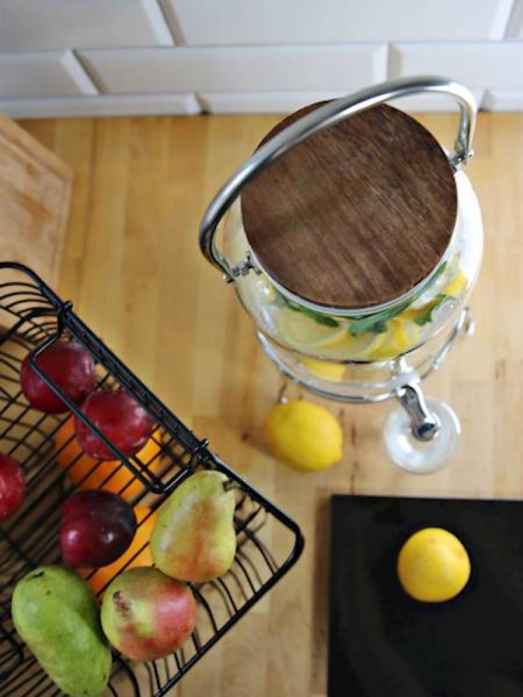 Rito.lv - Lai dzīve skan! :: PARTY BURKA 6L, AR KRĀNU, STIKLS, MPL ...